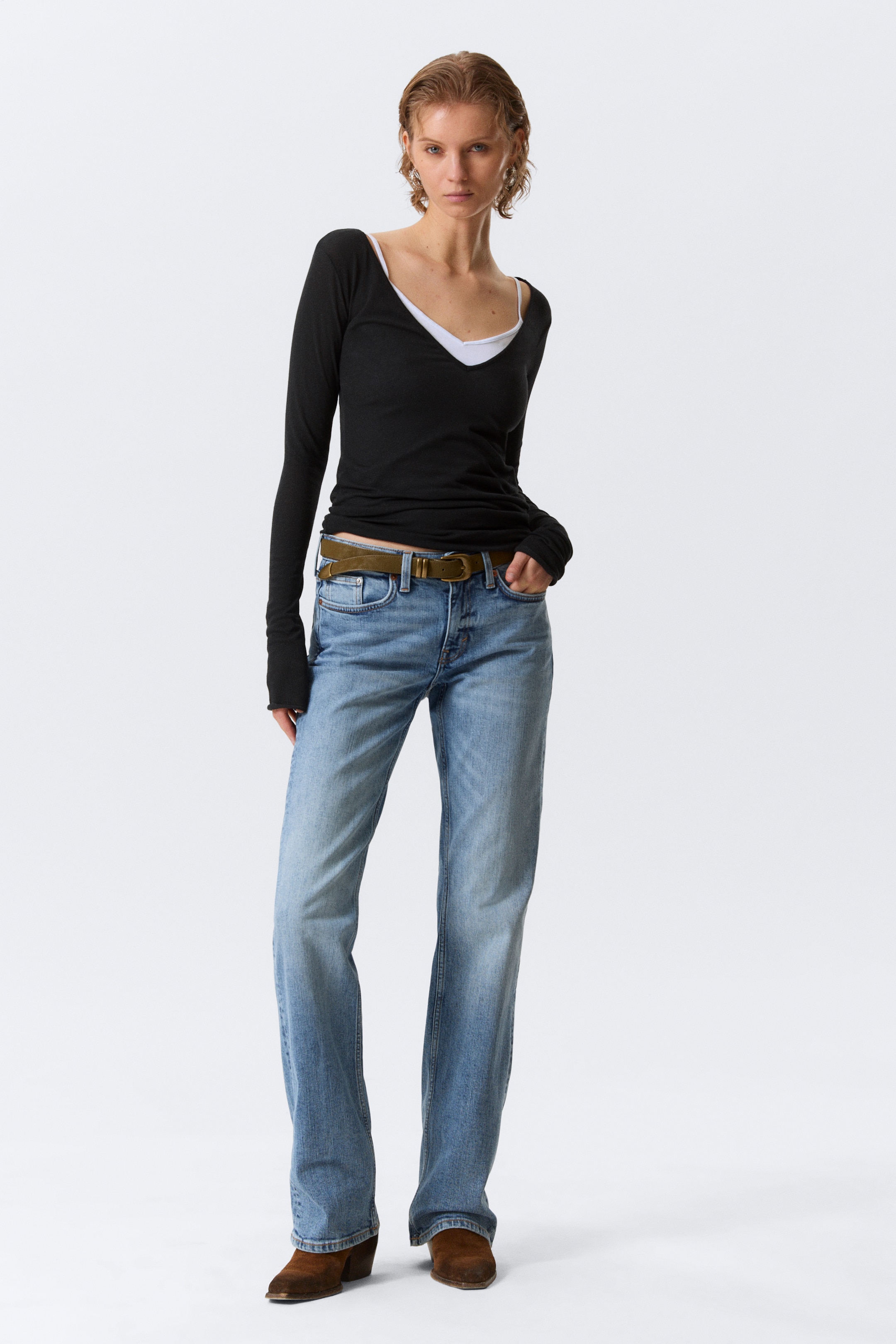 Langærmet top med dyb V-udskæring - Sort - DAME | H&M DK