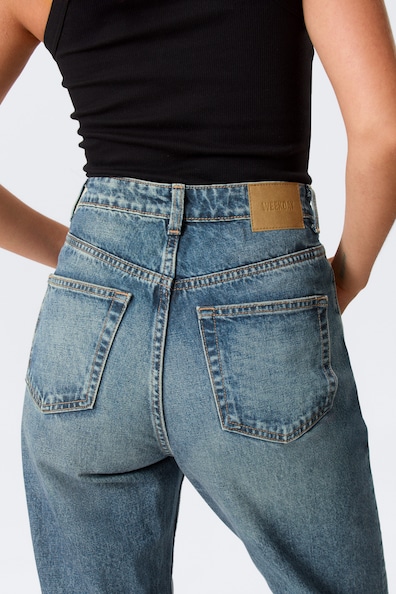 rowe super high waisted regular straight jeans - Iron Blue - Mellanblå ...