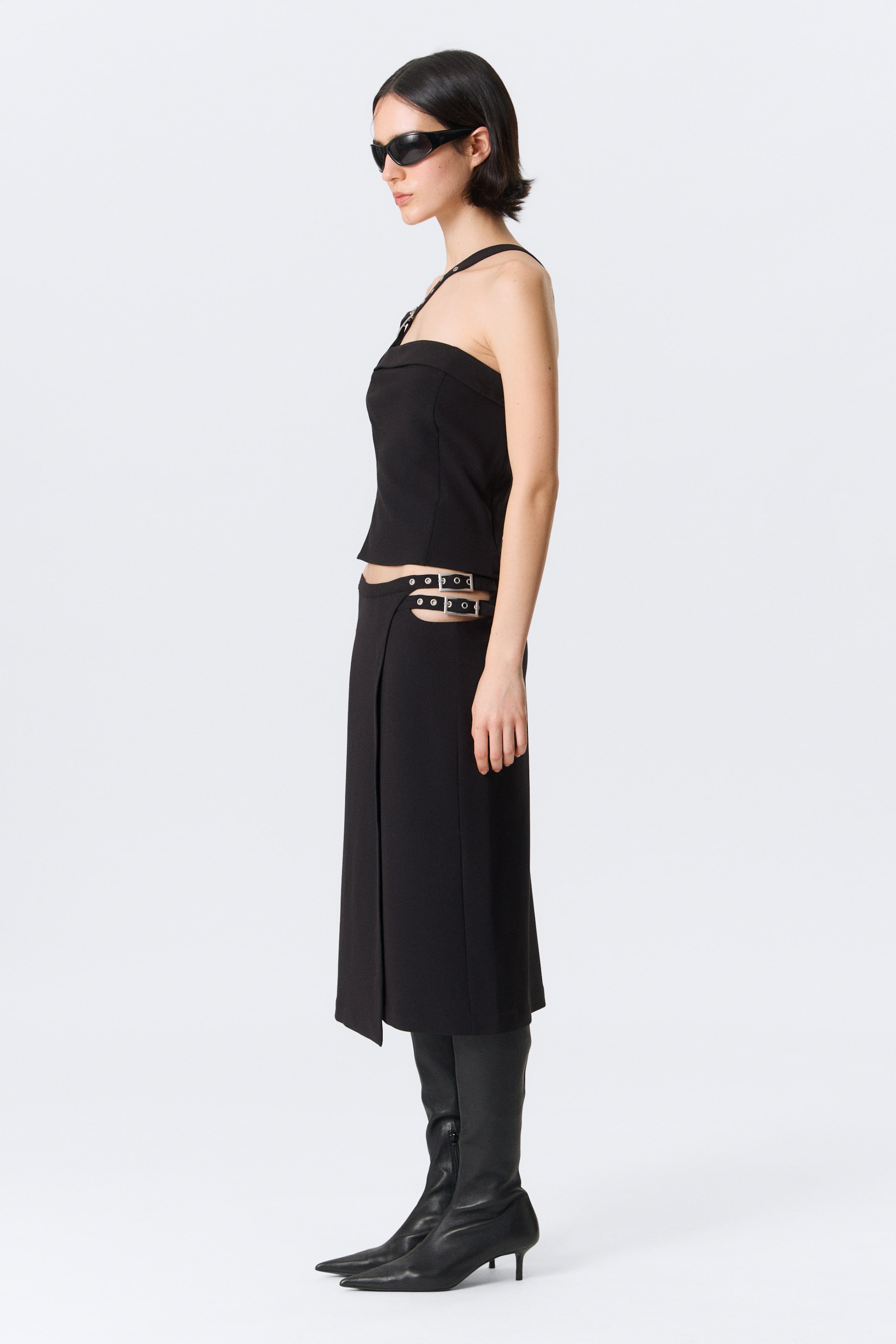 Women's Black FAUSTINA C MID RISE SIDE-BUCKLE PENCIL SKIRT | H&M GB