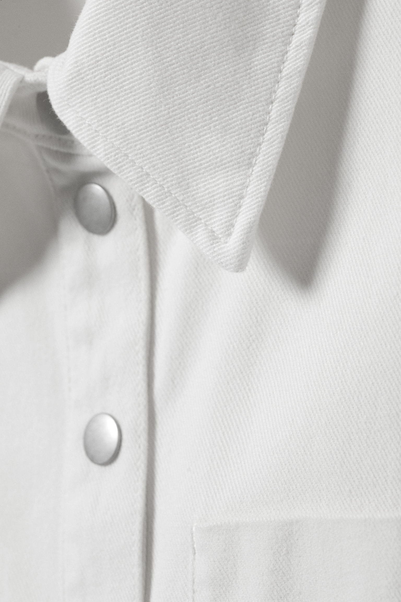 cap-sleeved cotton twill shirt - White | Monki GB