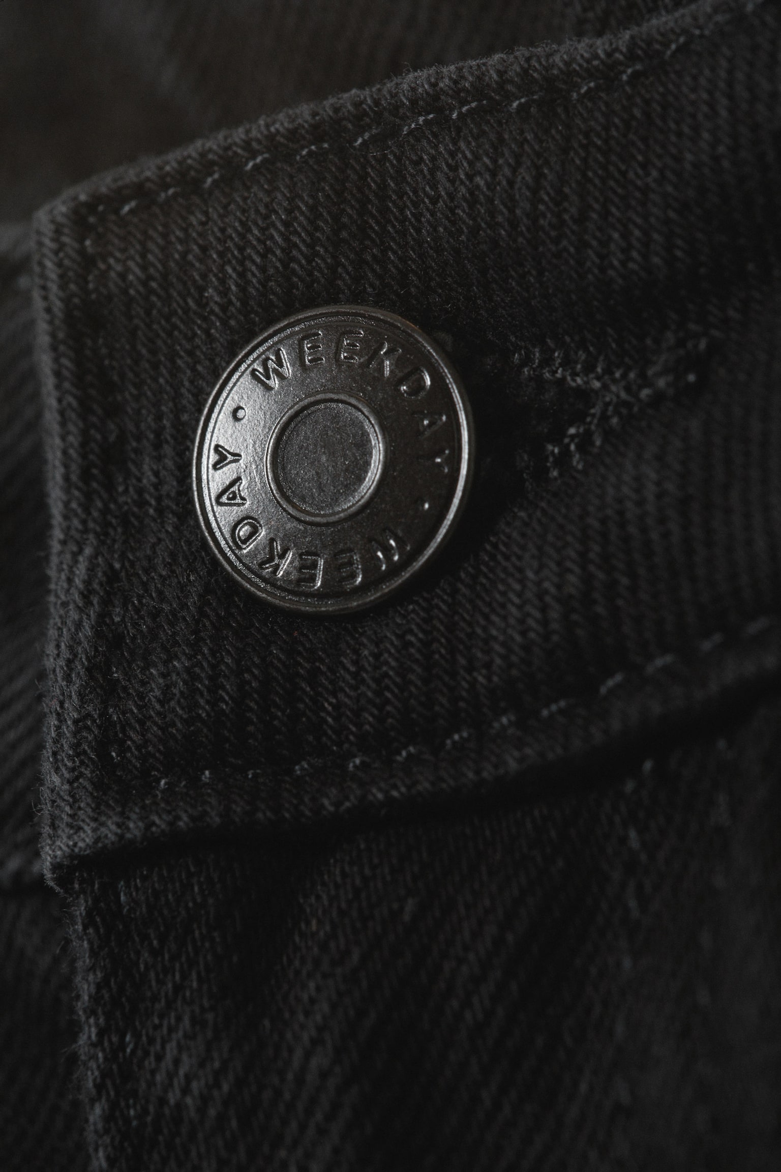 area mid rise loose wide leg jeans - Black Rinse - Black | Weekday GB