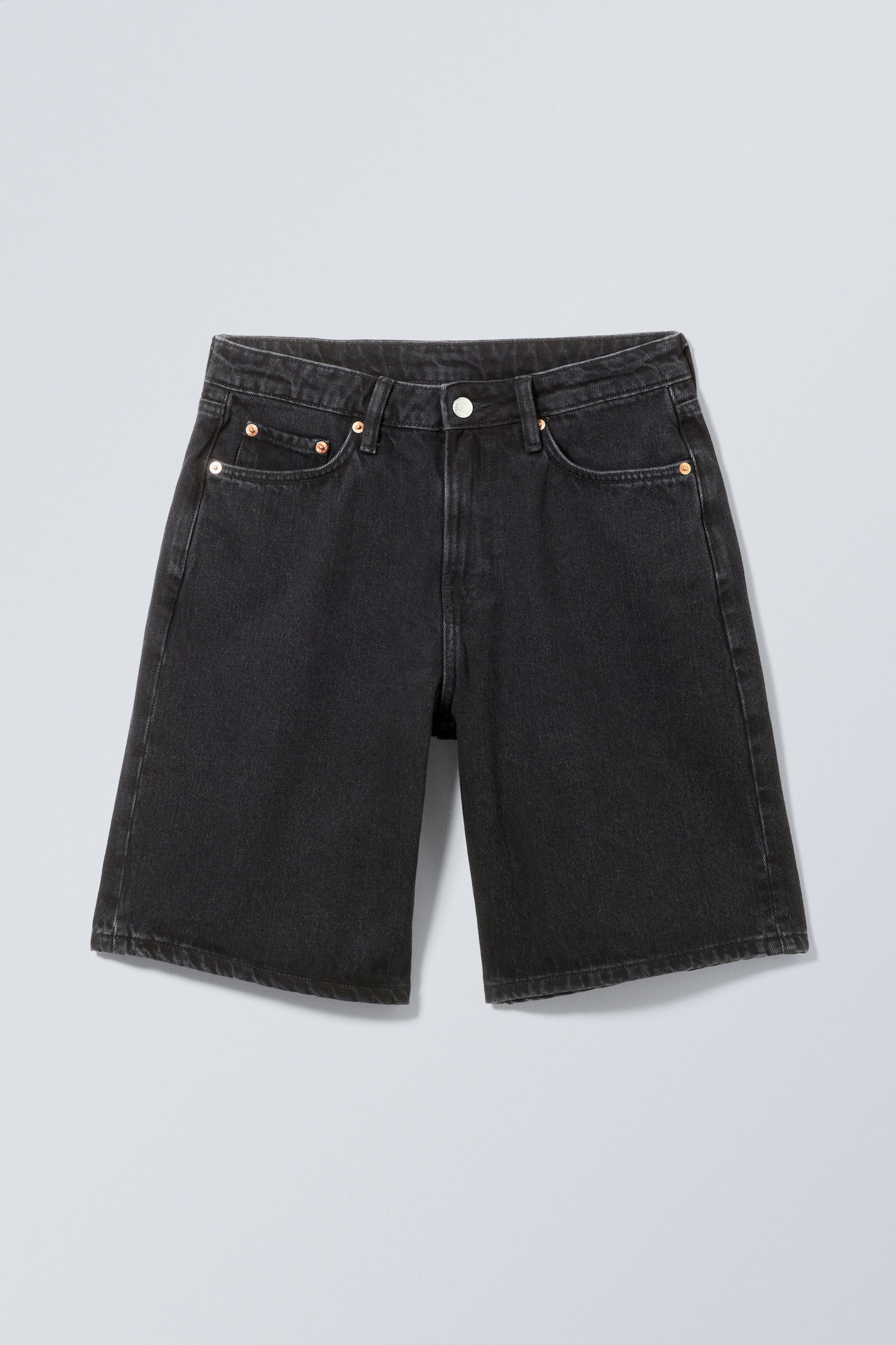 monterey low rise denim shorts - Abgetöntes Schwarz | Weekday DE