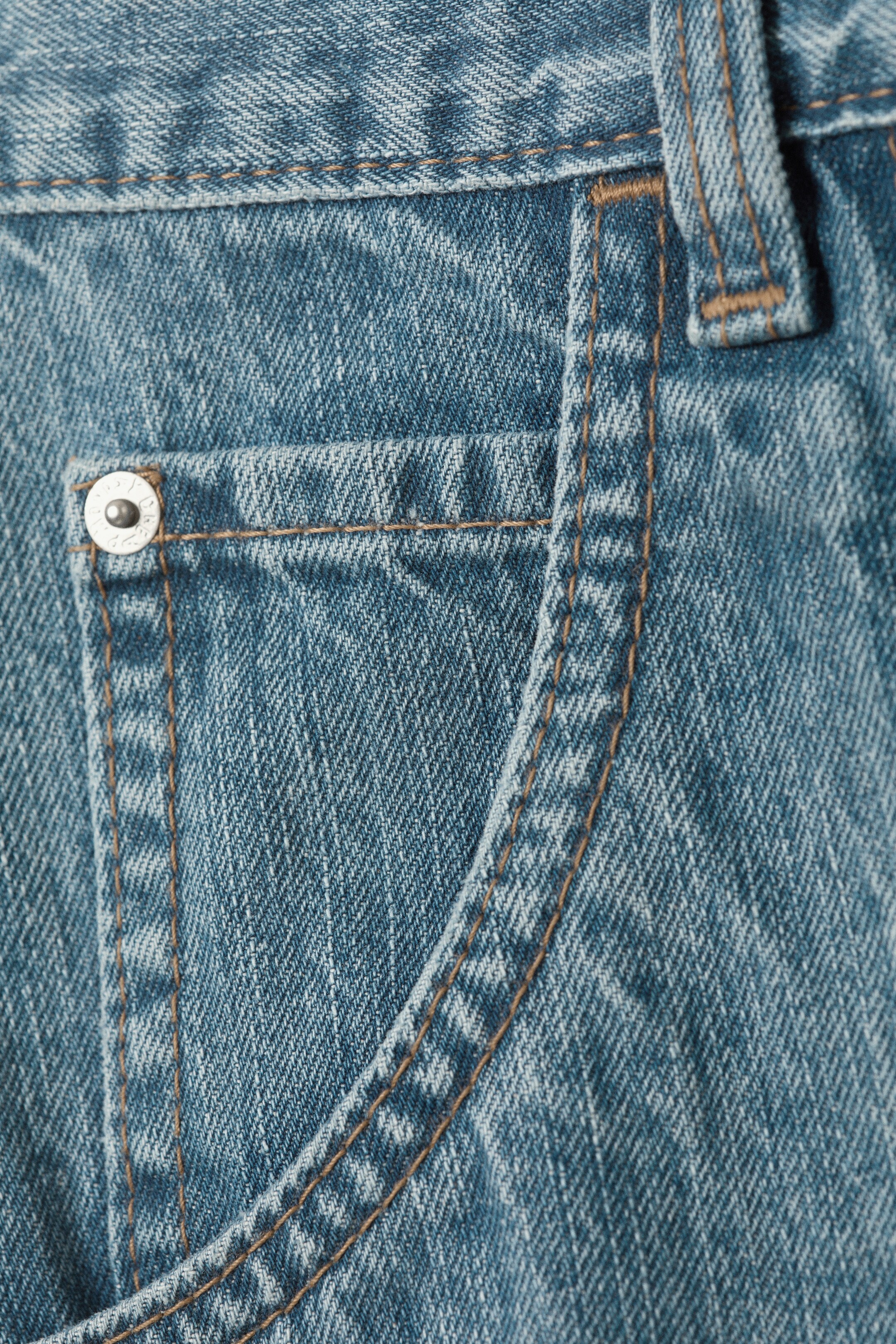 Dunno Unisex Low Rise Loose Barrel Leg Jeans - 02 Blue - Medium Blue ...