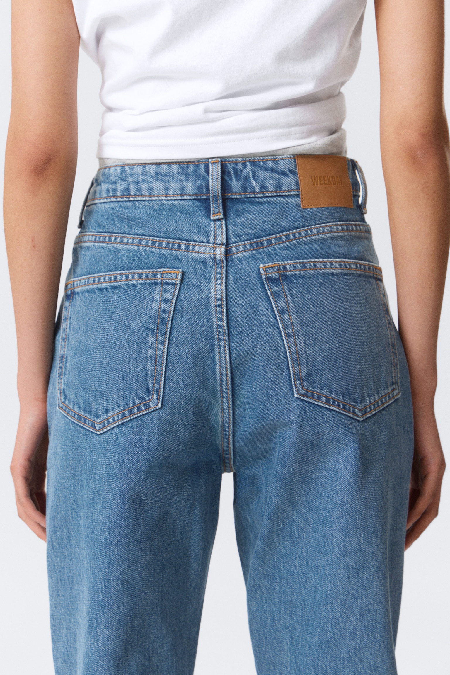 rowe super high waisted regular straight jeans - 90s Blue - Mittelblau ...