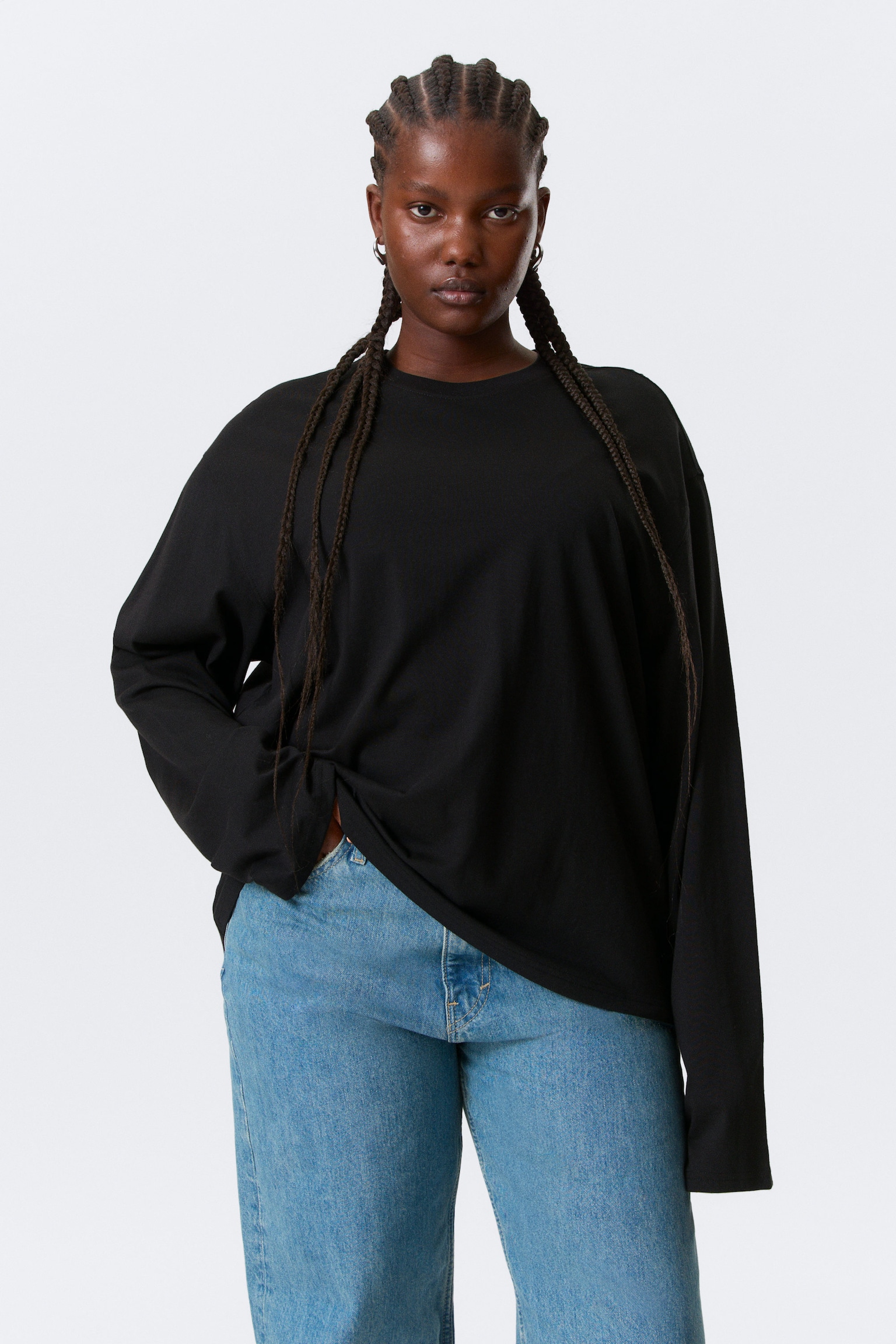 long-sleeved boxy cotton t-shirt - Black | Weekday WW