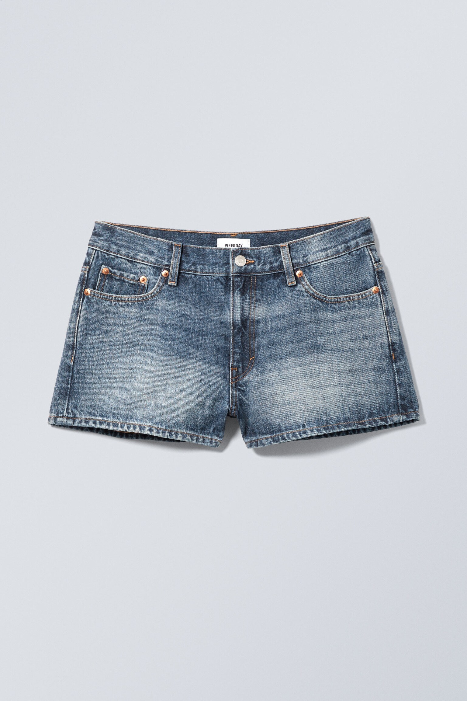 duchess low rise distressed mini denim shorts - Spinel Blue | Weekday WW