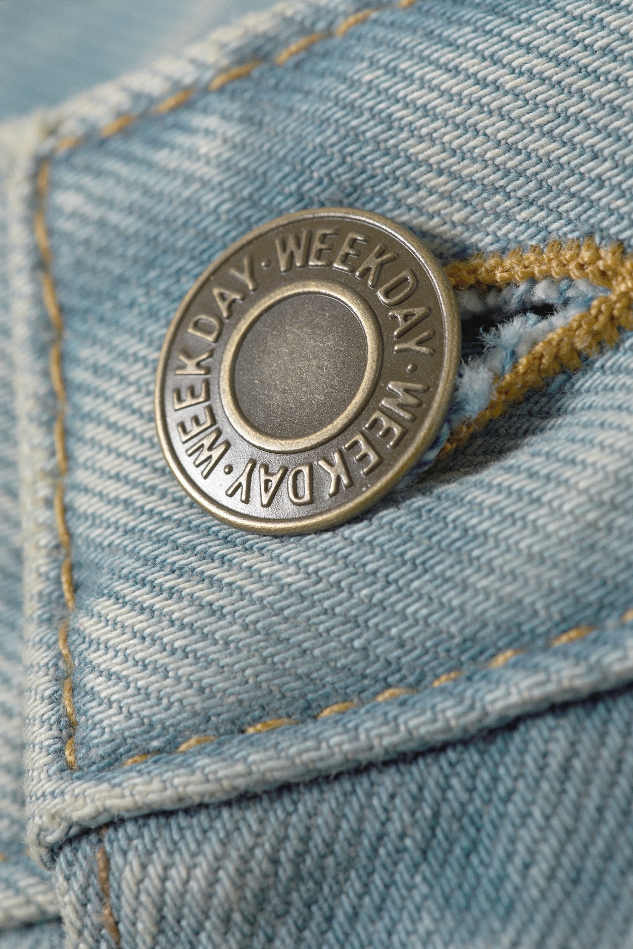 galaxy mid waist loose straight jeans - Port Blue - Ljusblå | Weekday SE