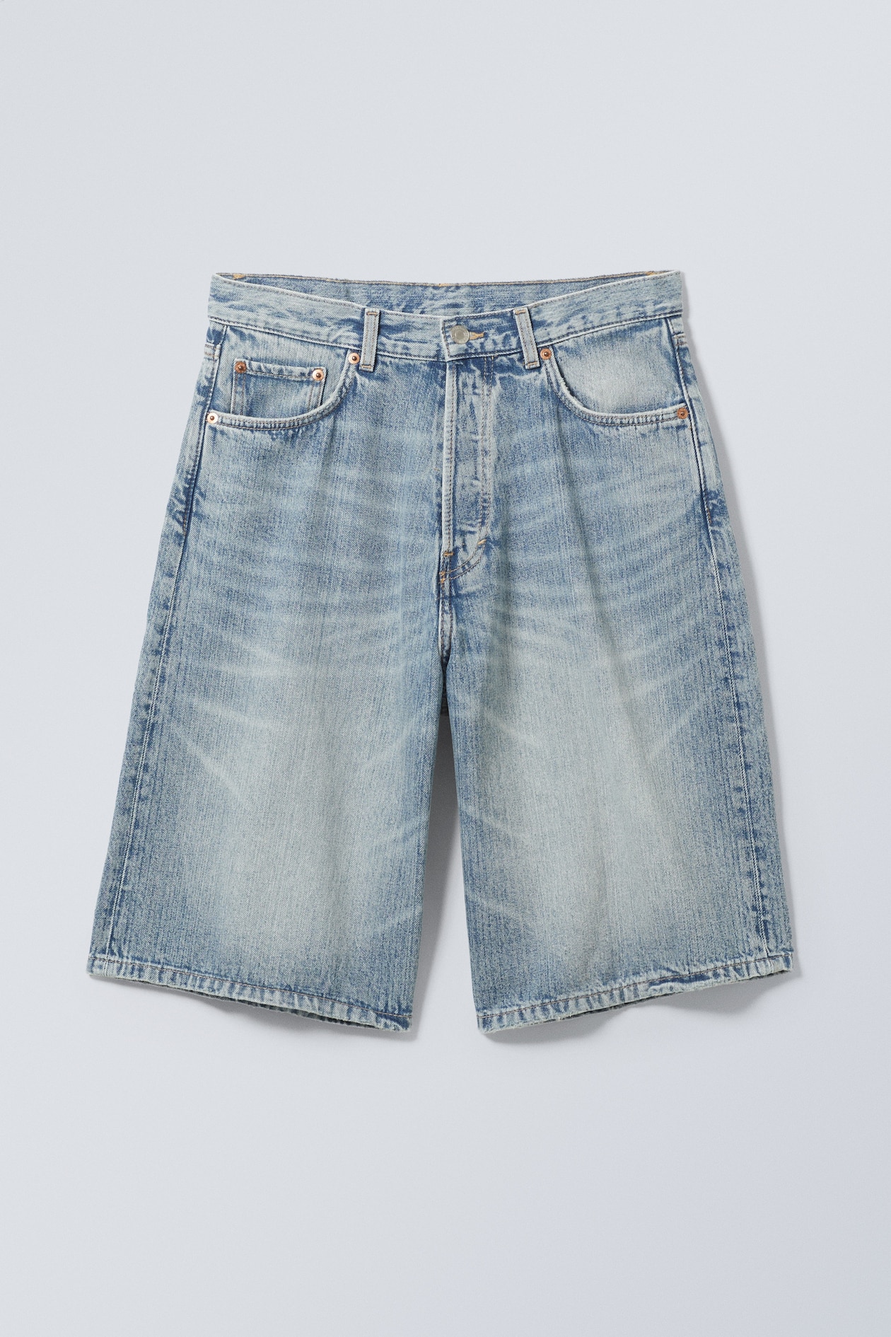 astro mid rise loose baggy denim shorts - Blue Stream - Medium Blue ...