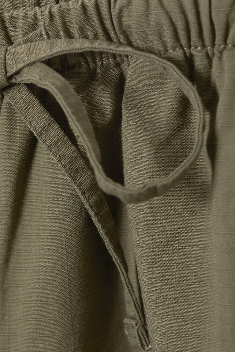 loose fit washed ripstop trousers - Dark Khaki Green | Weekday WW
