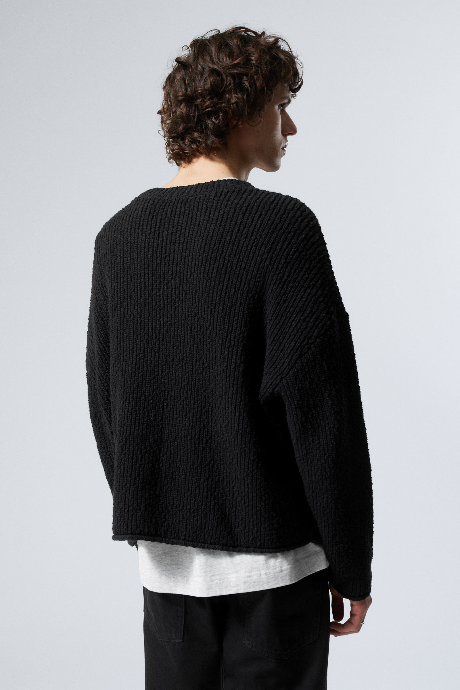 boxy knitted v-neck sweater - Black | Weekday EU boxy knitted v-neck sweater - Black | Weekday EU